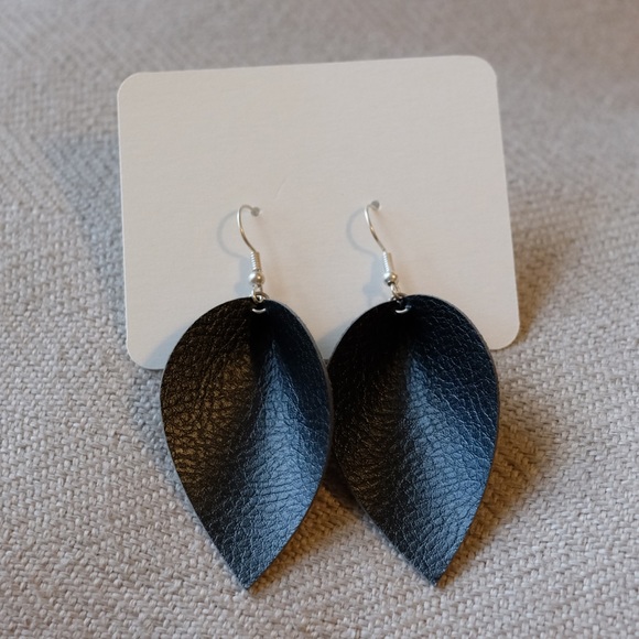 Jewelry | Inverted Teardrop Earrings Black | Poshmark